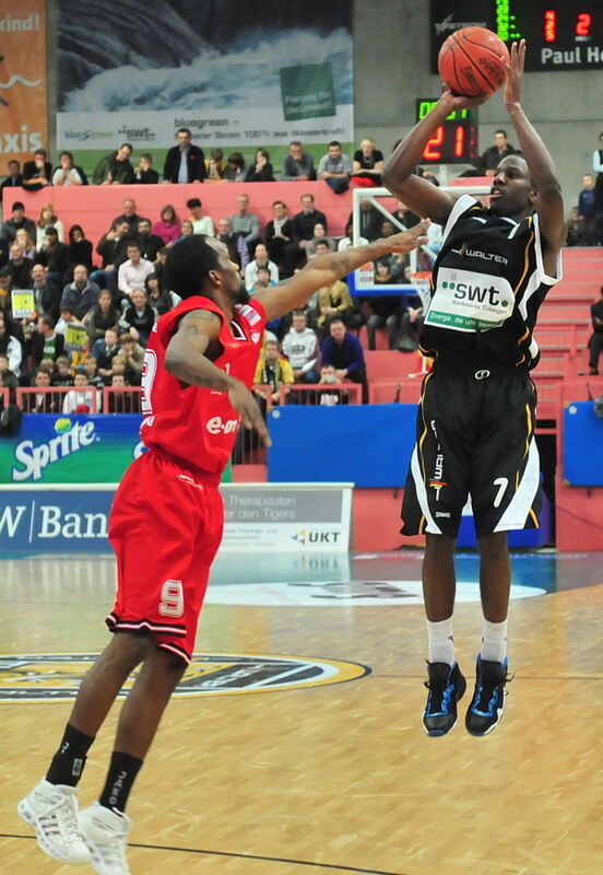 Walter Tigers gegen Paderborn Baskets 21. November 2009 - Bilder ...