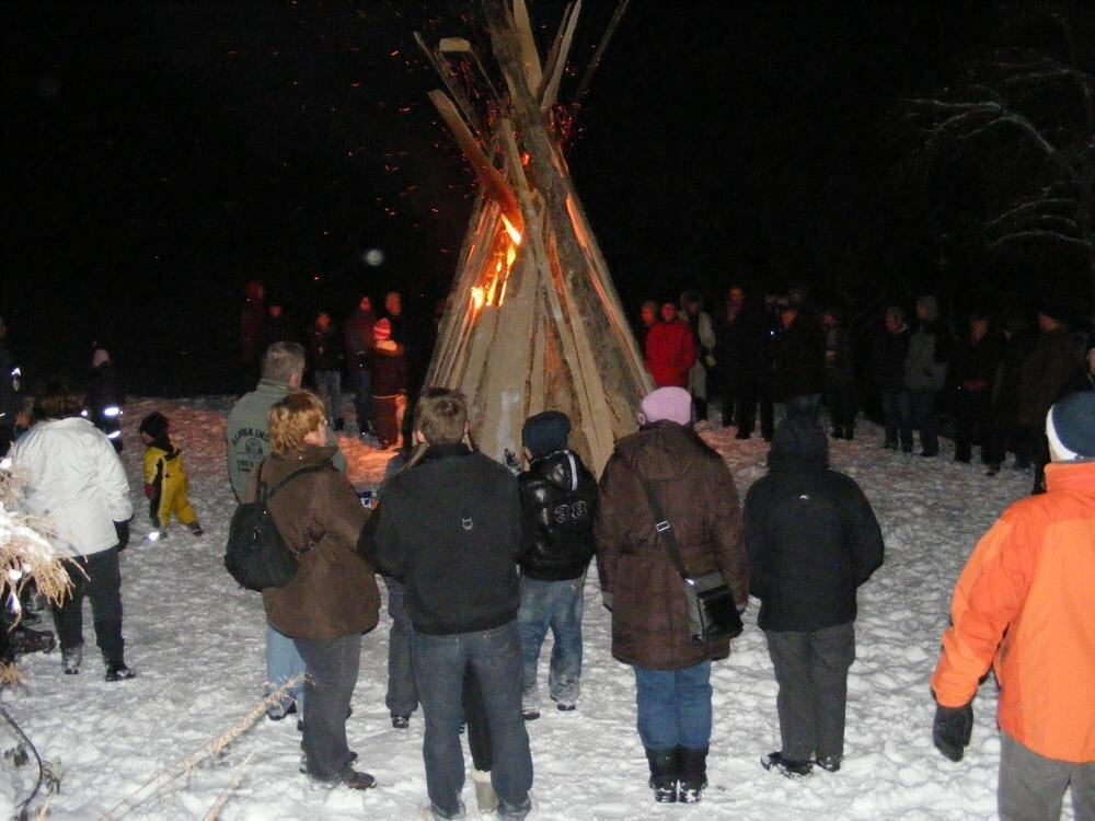 Funken am Winterhimmel - Neckar + Erms - Reutlinger General-Anzeiger ...