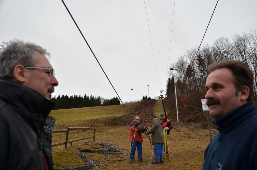 Warten auf genügend Schnee am Traifelberg - Pfullingen / Eningen ...