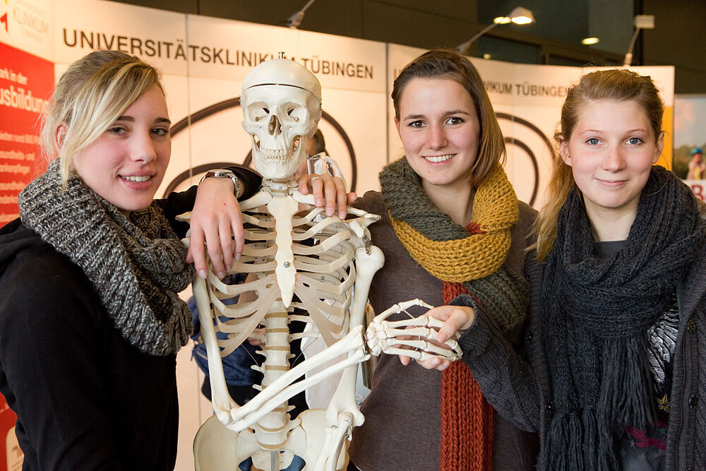 Top Sozial-Messe: Weniger Lohn, mehr Glück - Kreis Tübingen ...