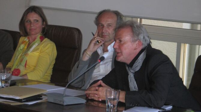 Familienzentrum: Schimpfen, spinnen, schaffen - Neckar + Erms ...