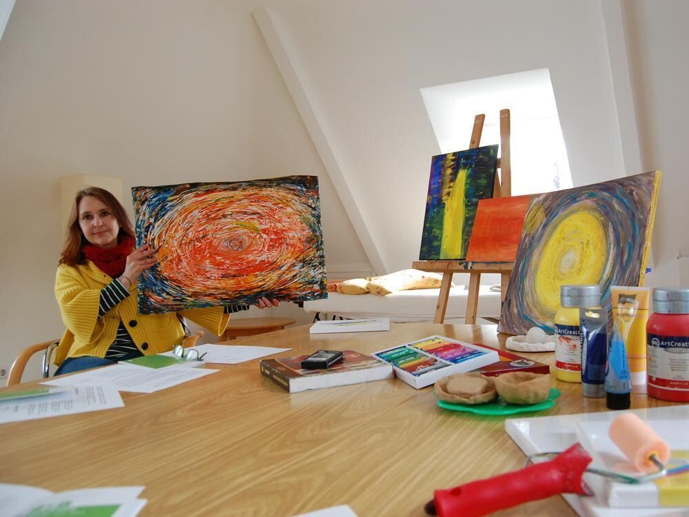 Kunsttherapie: Orientierung und Entfaltung im Schutzraum - Neckar ...