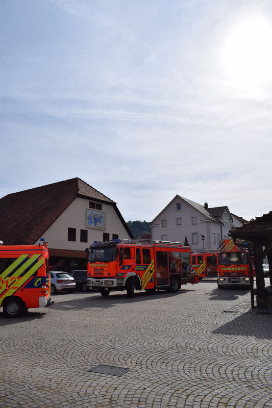 Großer Tag der Feuerwehr in Metzingen - Neckar + Erms - Reutlinger ...