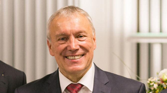 Kreissparkasse: Ernst Zaia geht in Ruhestand - Wirtschaftsnachrichten ...