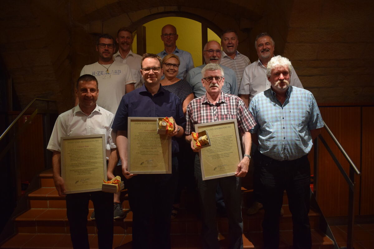 Wechsel im Dettinger Gemeinderat ist vollzogen - Neckar + Erms ...