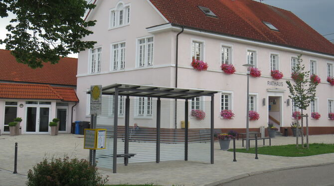 Melchingen hat doppelt Grund zum Feiern - Über die Alb - Reutlinger ...
