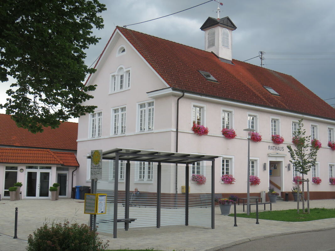 Melchingen hat doppelt Grund zum Feiern - Über die Alb - Reutlinger ...