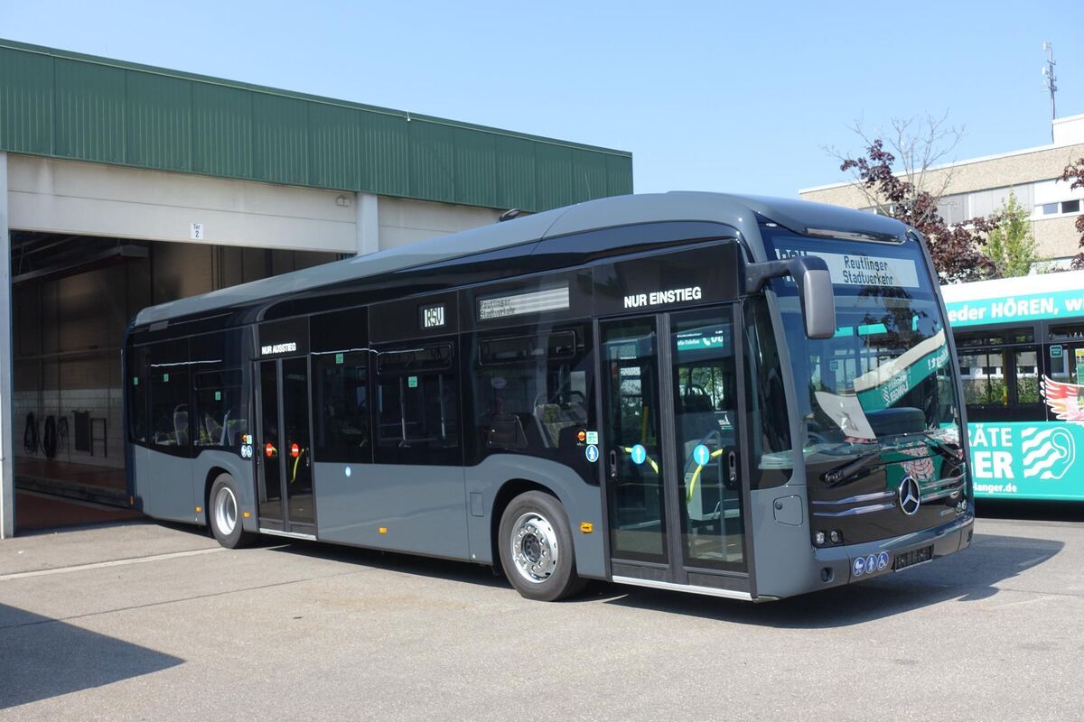 Erster vollelektrischer Stadtbus in Reutlingen - Reutlingen ...