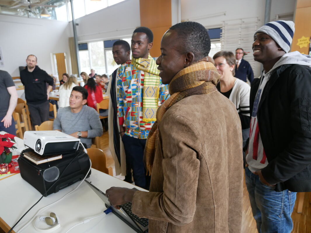 Die Menschen zusammenbringen - Reutlingen - Reutlinger General-Anzeiger ...