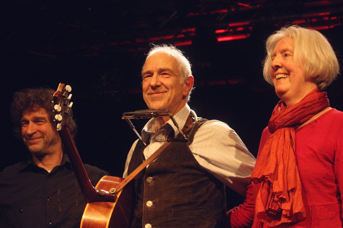 Liedermacher Thomas Felder blickt auf 50 Bühnenjahre zurück - Kultur ...