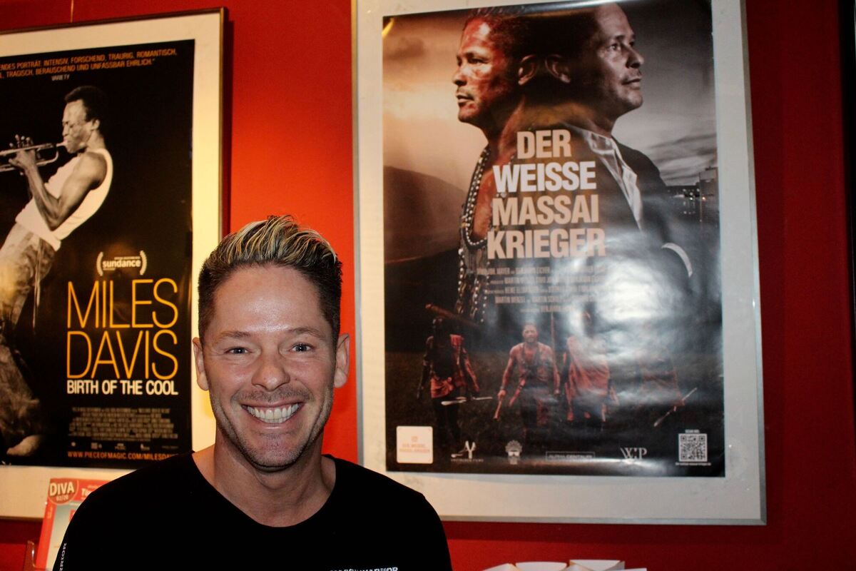 Benjamin Eicher stellt seine Filmdoku vor: »Der Weisse Massai Krieger ...