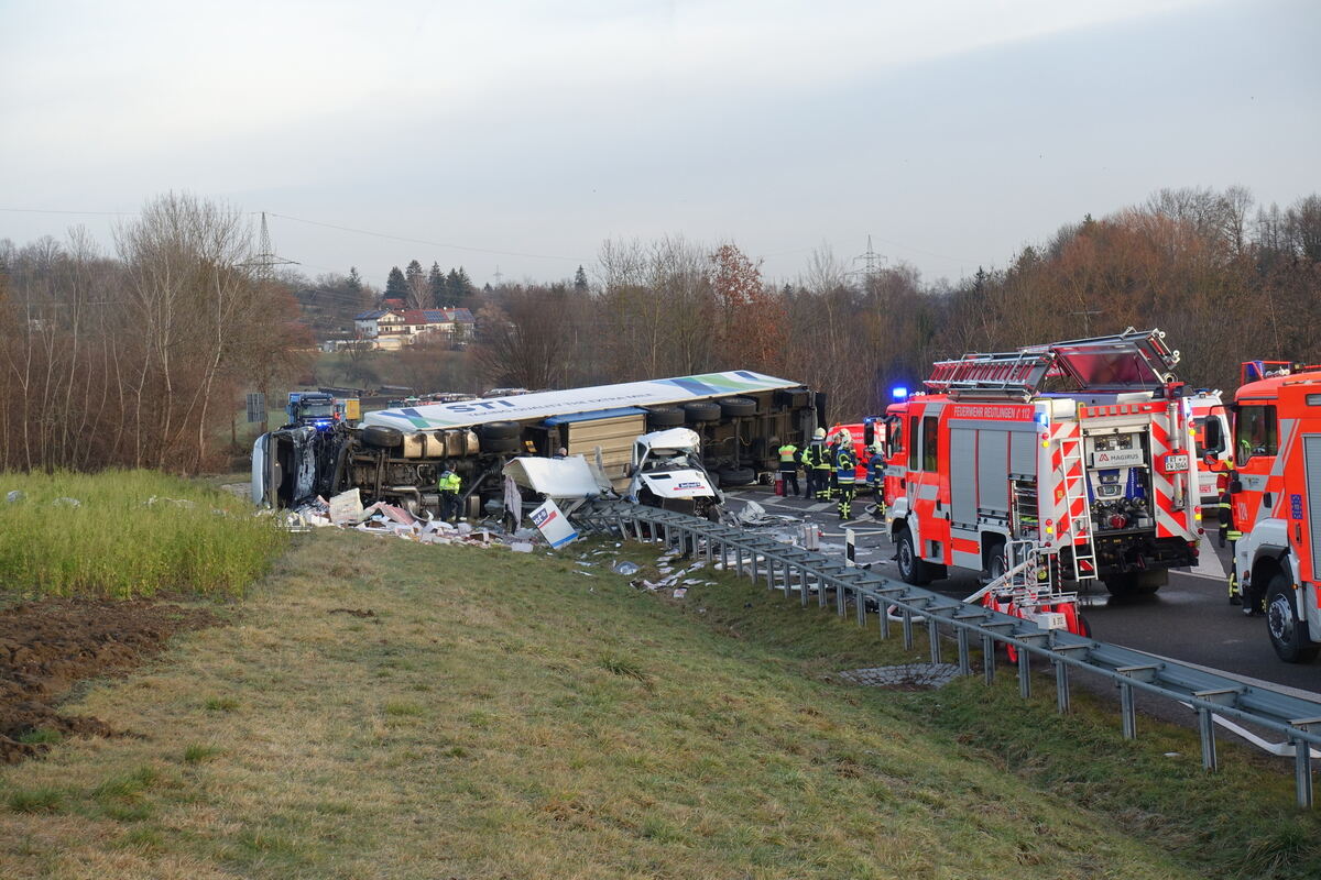 Mehr als 700 Einsätze für die Feuerwehr in Metzingen - Neckar + Erms ...