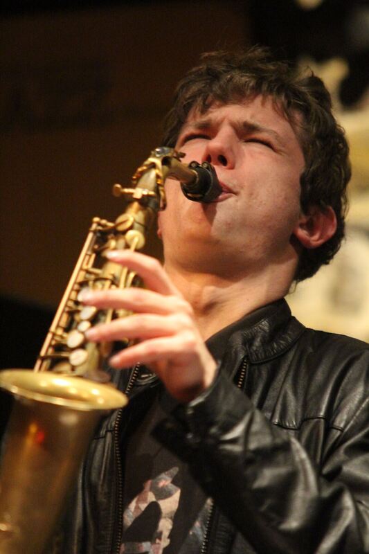 Junger Jazz mit Groove - Kultur regional - Reutlinger General-Anzeiger ...