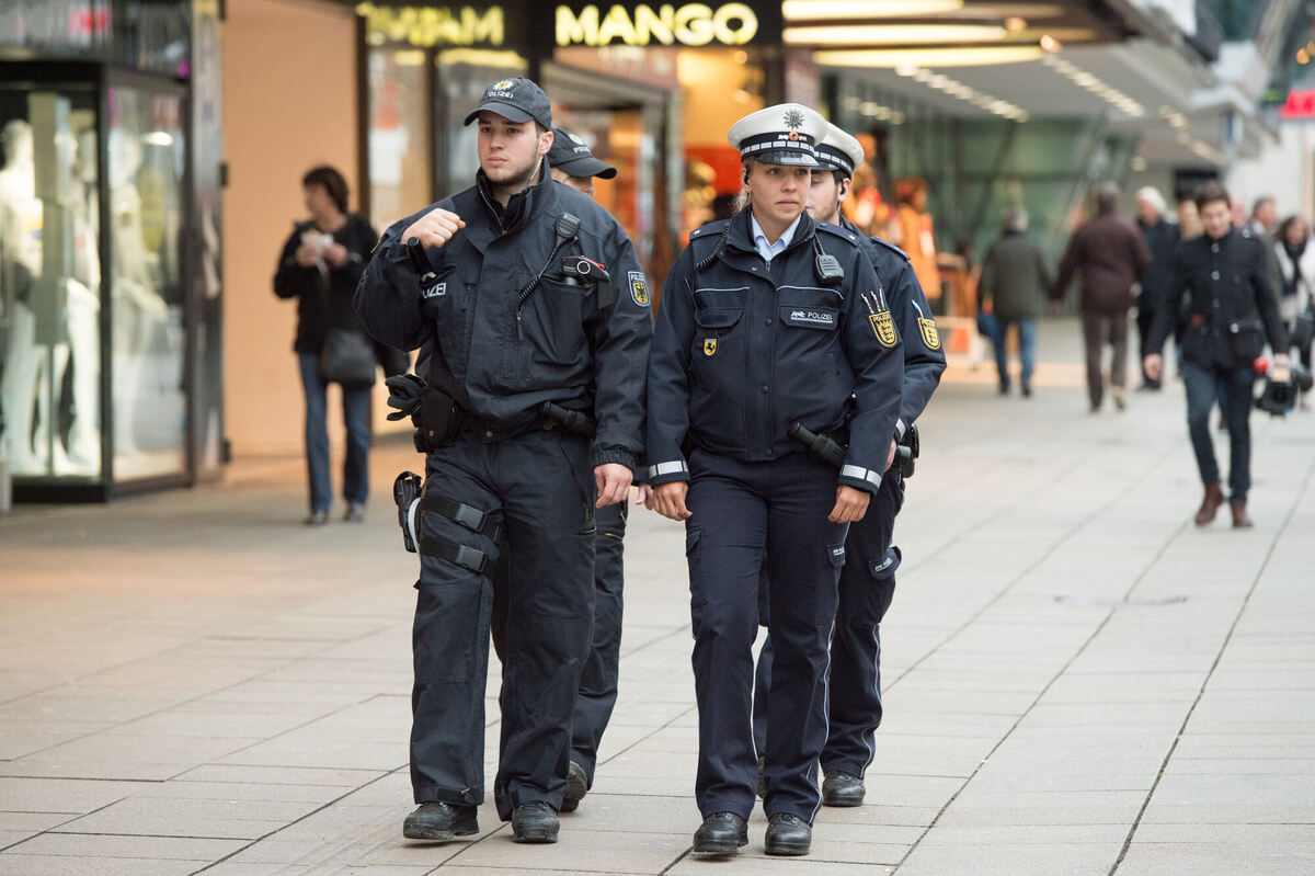 In Stuttgart wird für das Wochenende aufgerüstet - Land Baden ...