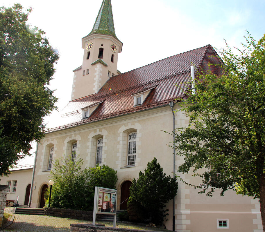 Jubiläum der Engstinger Blasiuskirche wird in kleinen Häppchen gefeiert ...