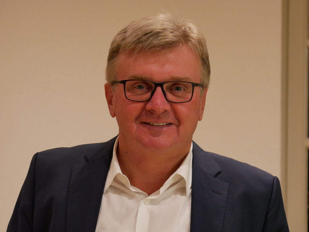 Bad Uracher Bürgermeister wegen Gartenschau angezeigt - Neckar + Erms ...