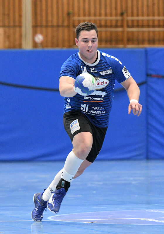 VfL Pfullingen gewinnt Derby: Niklas Roth überragend - VfL Pfullingen ...