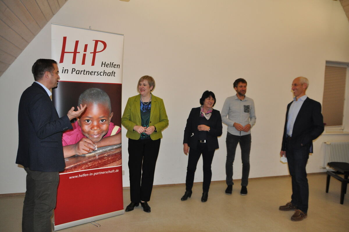 Hilfverein von hier hat weltweit etwas bewegt - Über die Alb ...