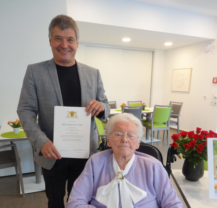 Luise Merz-Bachmann aus Trochtelfingen feiert ihren 100. Geburtstag ...