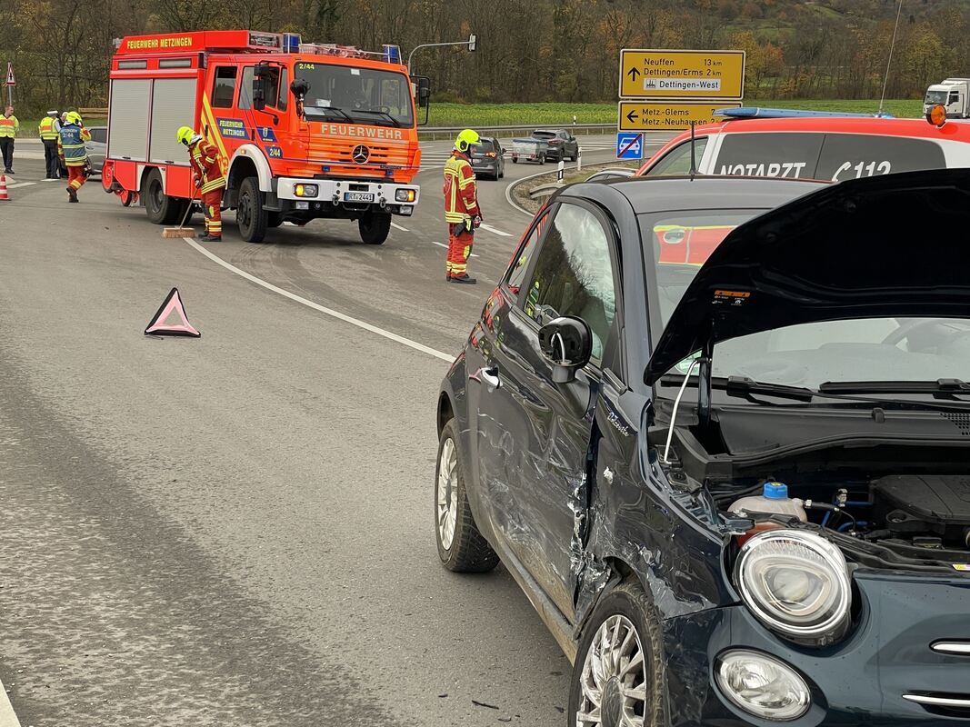 Auto übersehen: Ein Verletzter und 30.000 Euro Schaden bei Unfall nahe ...