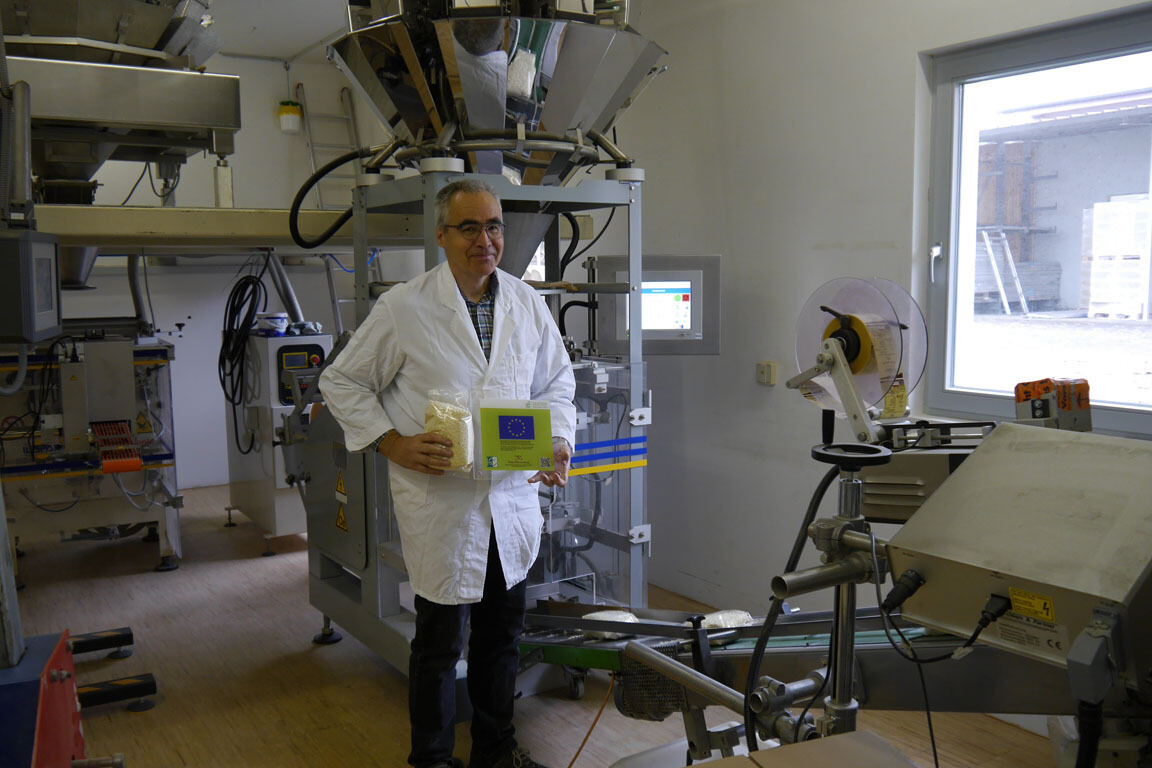 Weniger Kunststoff in Verpackungen: Engstinger Firma macht es vor ...