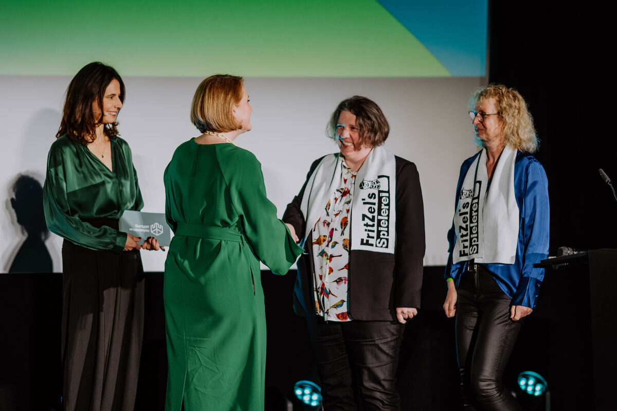 Zwei Preise in einer Woche für »FritZel’s Spielerei« aus Dettingen ...