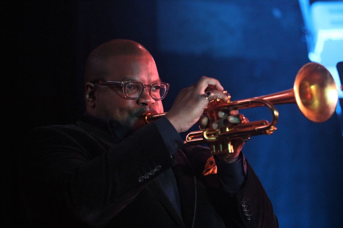 Jeremy Pelt Quintet im Reutlinger Pappelgarten: Frei von jeder ...