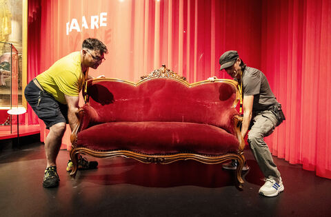 Loriots rotes Sofa ist museumsreif - Land Baden-Württemberg ...