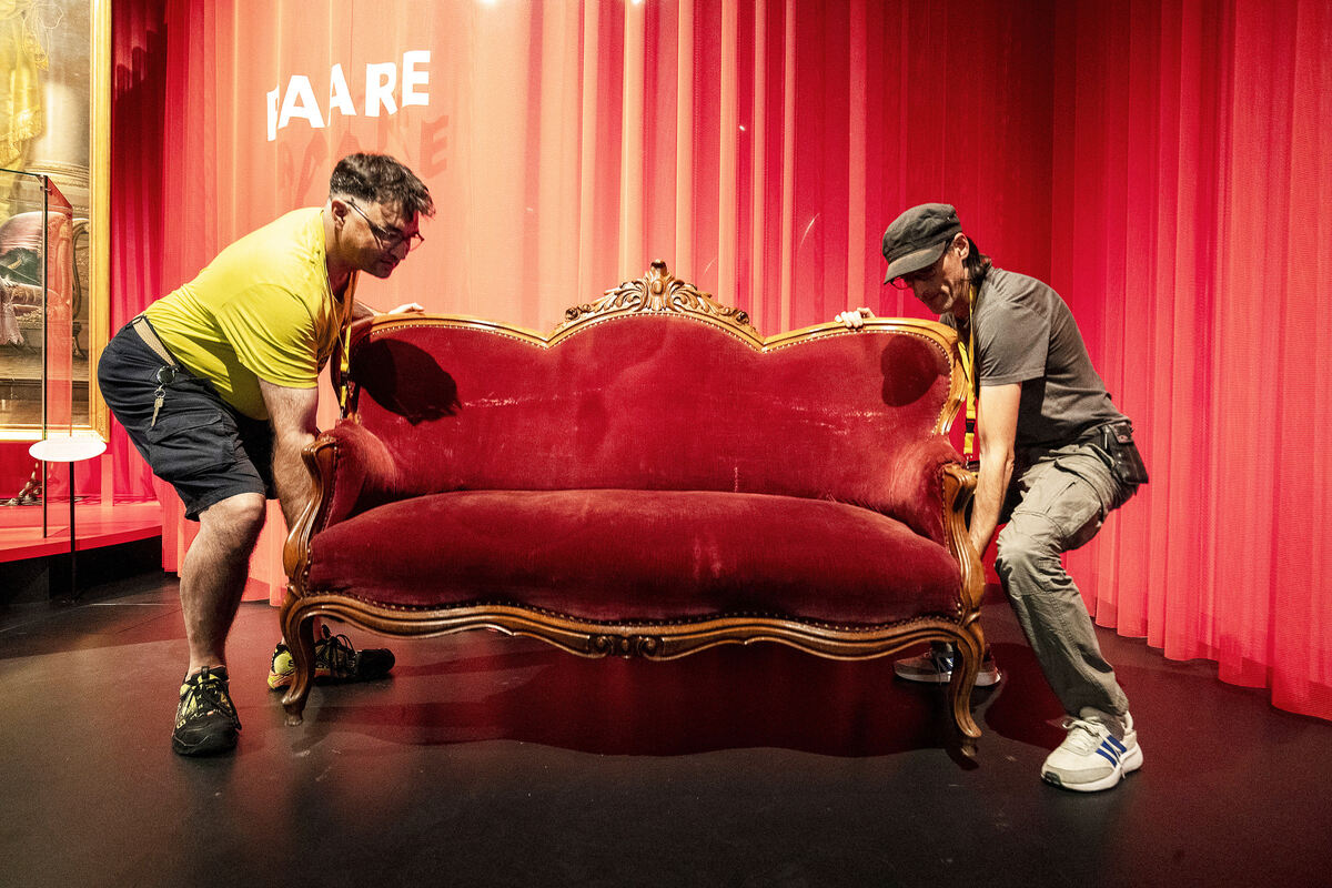 Loriots rotes Sofa ist museumsreif - Land Baden-Württemberg ...