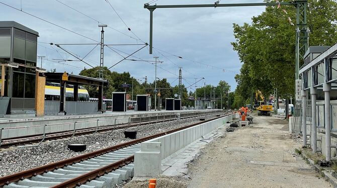 Metzinger Baustelle: Neckar-Alb-Bahn vier Wochen dicht - Neckar + Erms ...