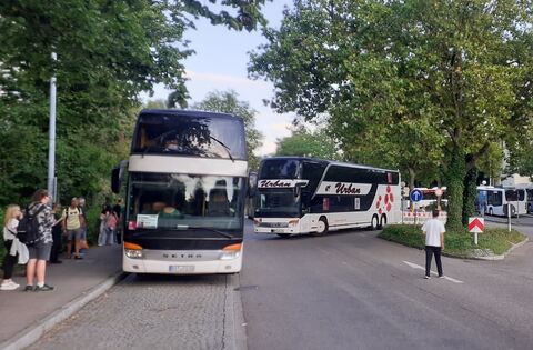 Wie die Schienenersatz-Busse zwischen Nürtingen und Tübingen laufen ...