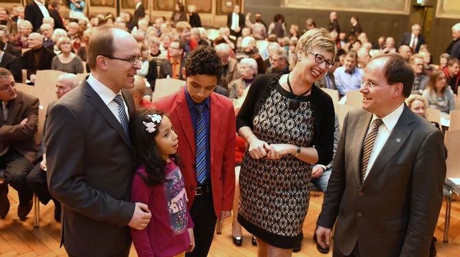 Viele gute Wünsche für den neuen Rathaus-Chef - Pfullingen / Eningen ...