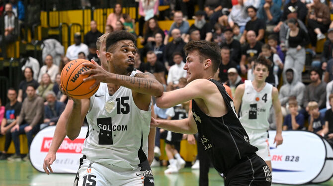 TSG Reutlingen feiert 82:80-Last-Second-Erfolg gegen Lich - Basketball ...