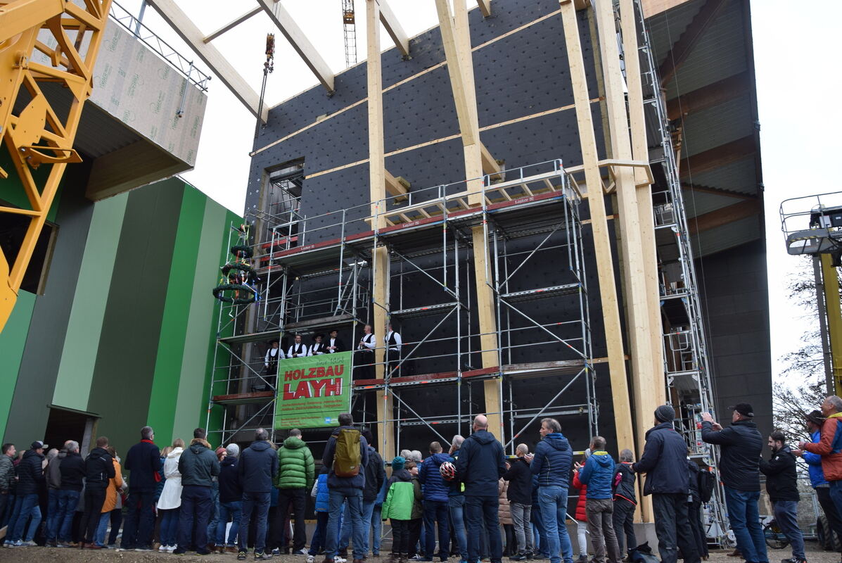 Rohbau des Anbaus steht: Platz im Tübinger Boulderzentrum verdoppelt ...