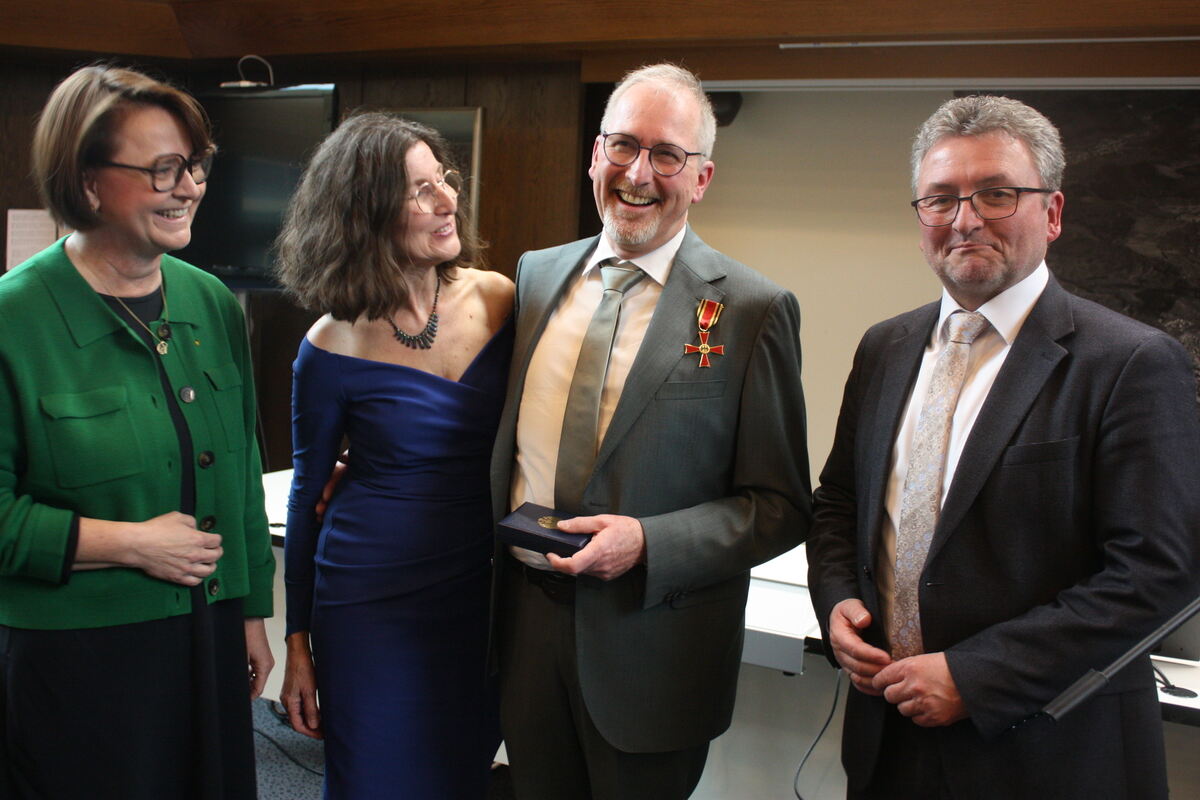 Bundesverdienstkreuz für Andreas Gammel - Mössingen - Reutlinger ...