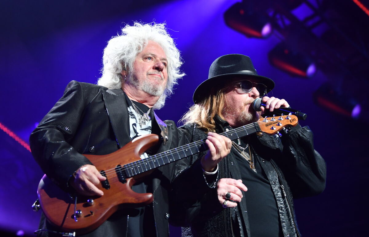 Toto-Gitarrist spricht über die Zusammenarbeit mit seinem Sohn - Kultur ...