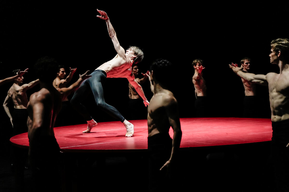 Stuttgarter Ballett feiert Friedemann Vogels Karriere - Kultur regional ...