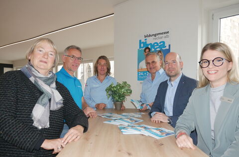 Ausbildungsmesse Binea in Reutlingen diesmal etwas luftiger ...