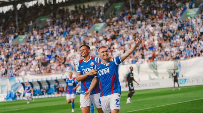 David Hummel: Was der Engstinger mit Hansa Rostock vor hat - Fußball ...