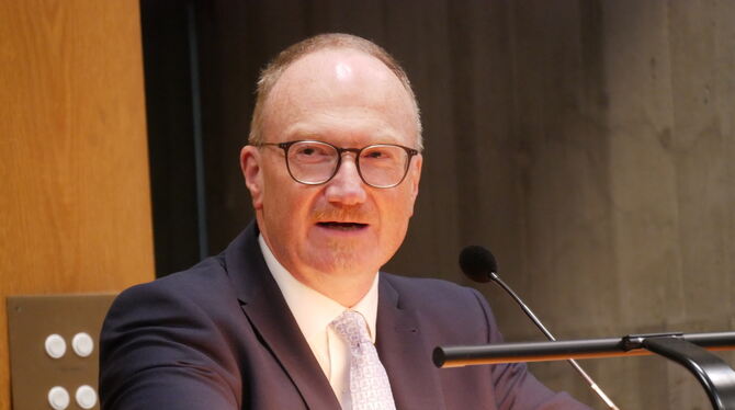 Reutlinger List-Gesellschaft: „Wenig Licht, viel Schatten“ - Prof. Lars ...