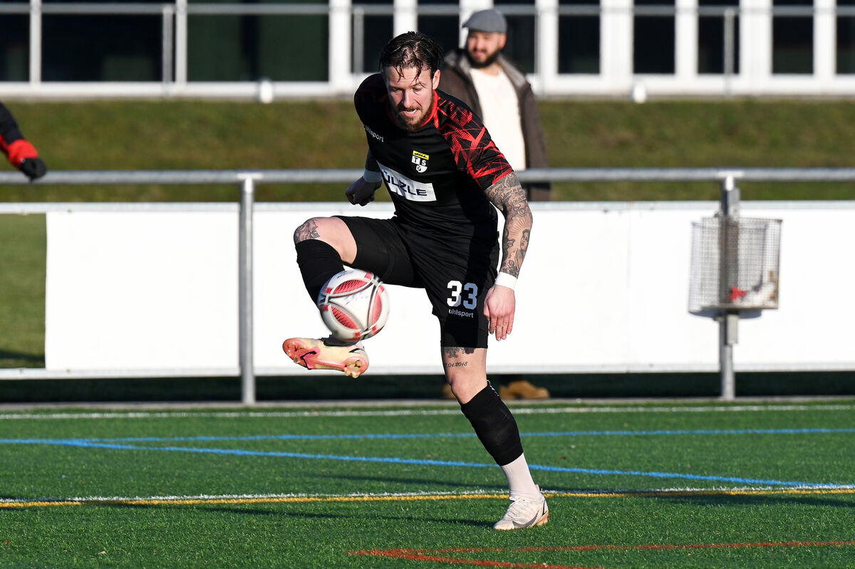 Nach über einem Jahr beim SSV Reutlingen: Hochkaräter Moritz Kuhn vor seinem Debüt - Sport ...