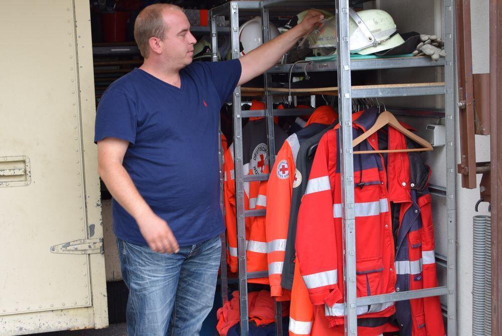 DRK-Bereitschaft: Neues Domizil im Faulbaum - Kreis Tübingen ...