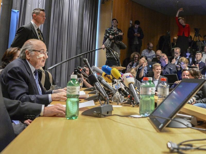 Verbannter FIFA-Chef Blatter kündigt Einspruch an - Sport Neckar-Alb ...